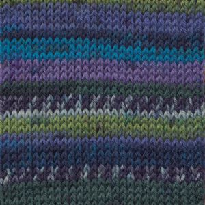 > Drops Fabel print 677 green/turquoise - Marista - Garn & Strikkebutik
